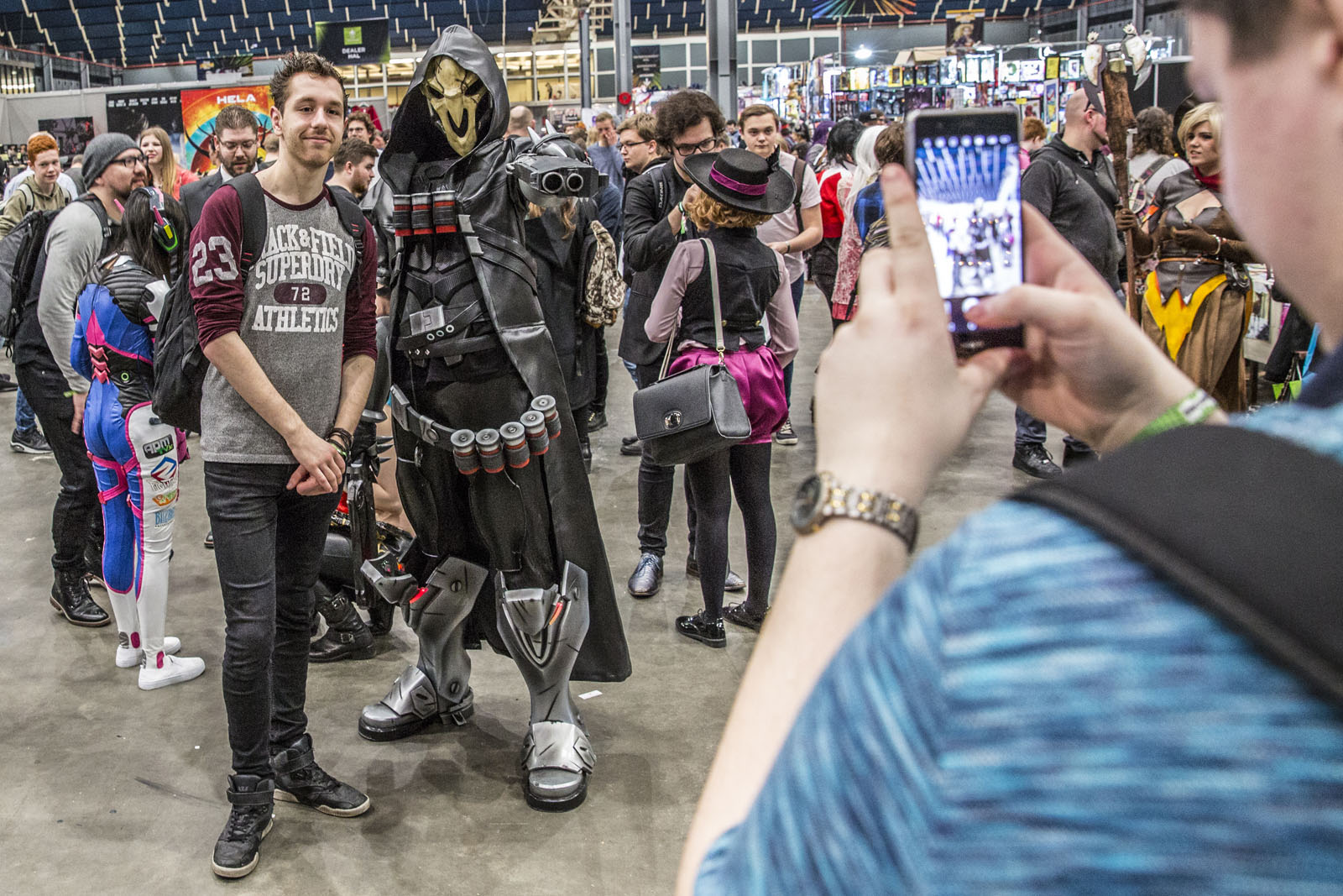 Foto’s: Veel sierlijke outfits tijdens Dutch Comic Con | De Utrechtse ...