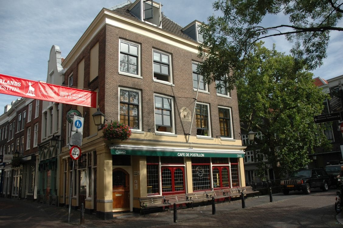 Verbouwing en nieuwe eigenaar voor het bekende Café de Postillon in ...