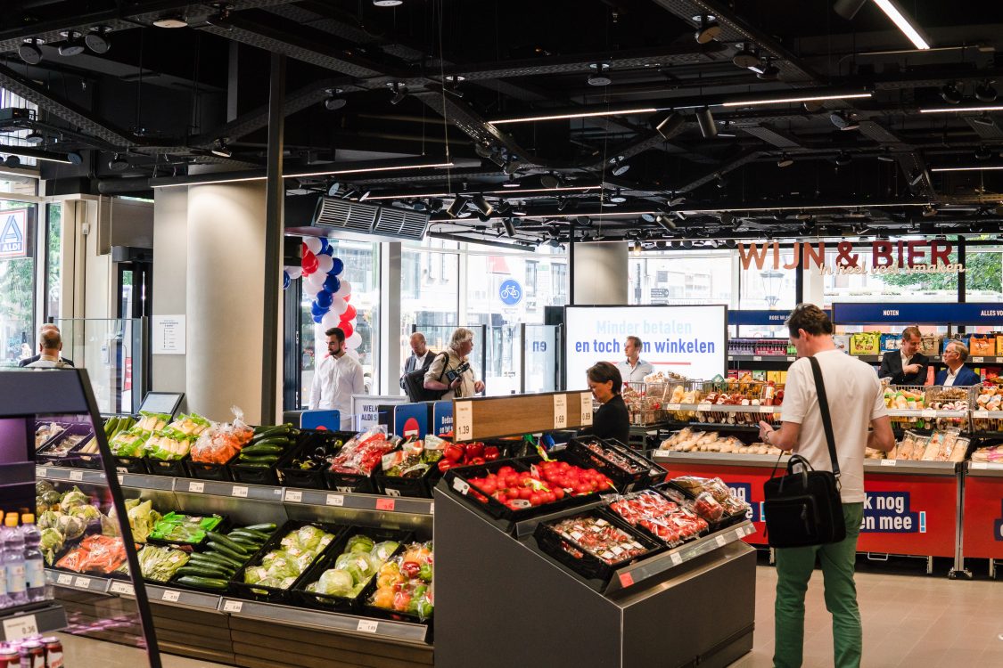 Kassaloze Aldi in de binnenstad van Utrecht opent woensdag; zo gaat boodschappen doen er in zijn ...