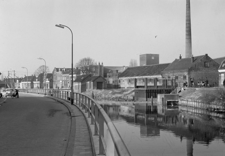 Verdwenen fabrieken: Utrechtse Loodwitfabriek Greve aan het Lauwerecht