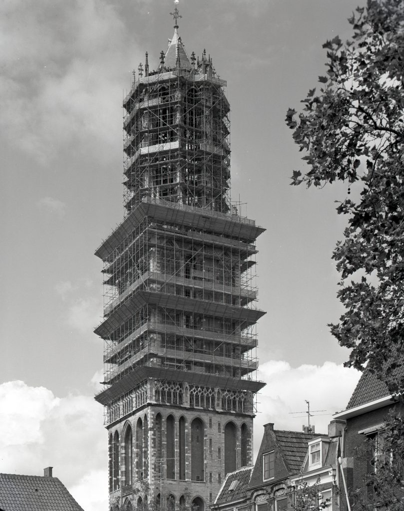 Tentoonstelling over de vele restauraties van de Domtoren bij Het ...